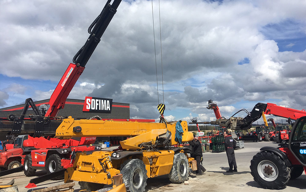 RÉPARATION SUR CHARIOT ROTATIF MANITOU MRT - Sofima